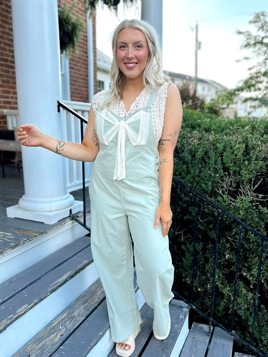 Ang Bow Bibs – Henhouse Shoppe