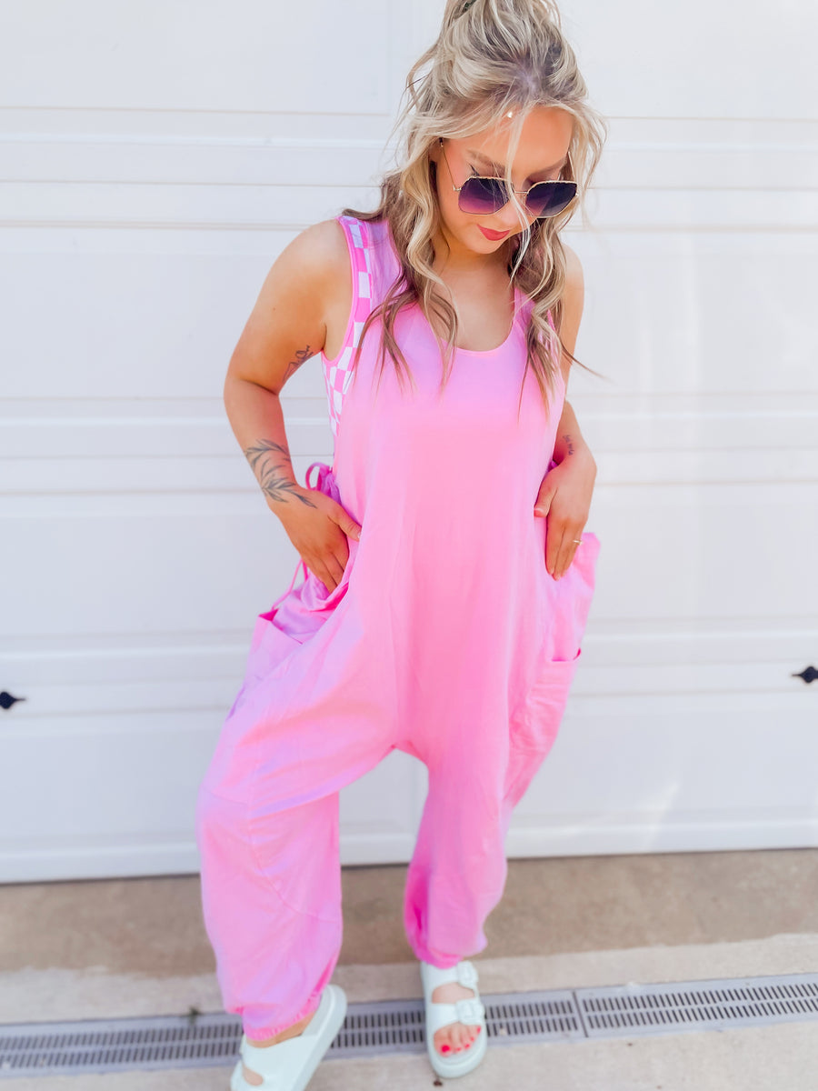 Run Right Over Jumper in Bubblegum – Henhouse Shoppe
